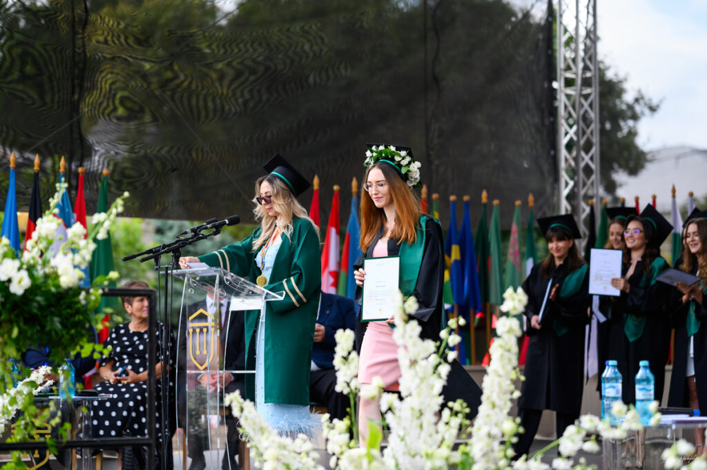 Starea vremii, la Ceremonia de absolvire a Promoției 2024: ploaie de ...