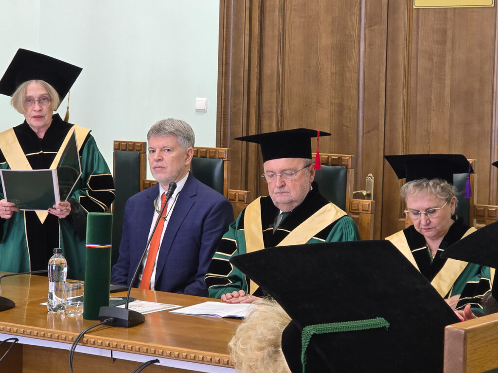 Prof. univ. dr. David Cibula, Doctor Honoris Causa al UMF Iași | News ...